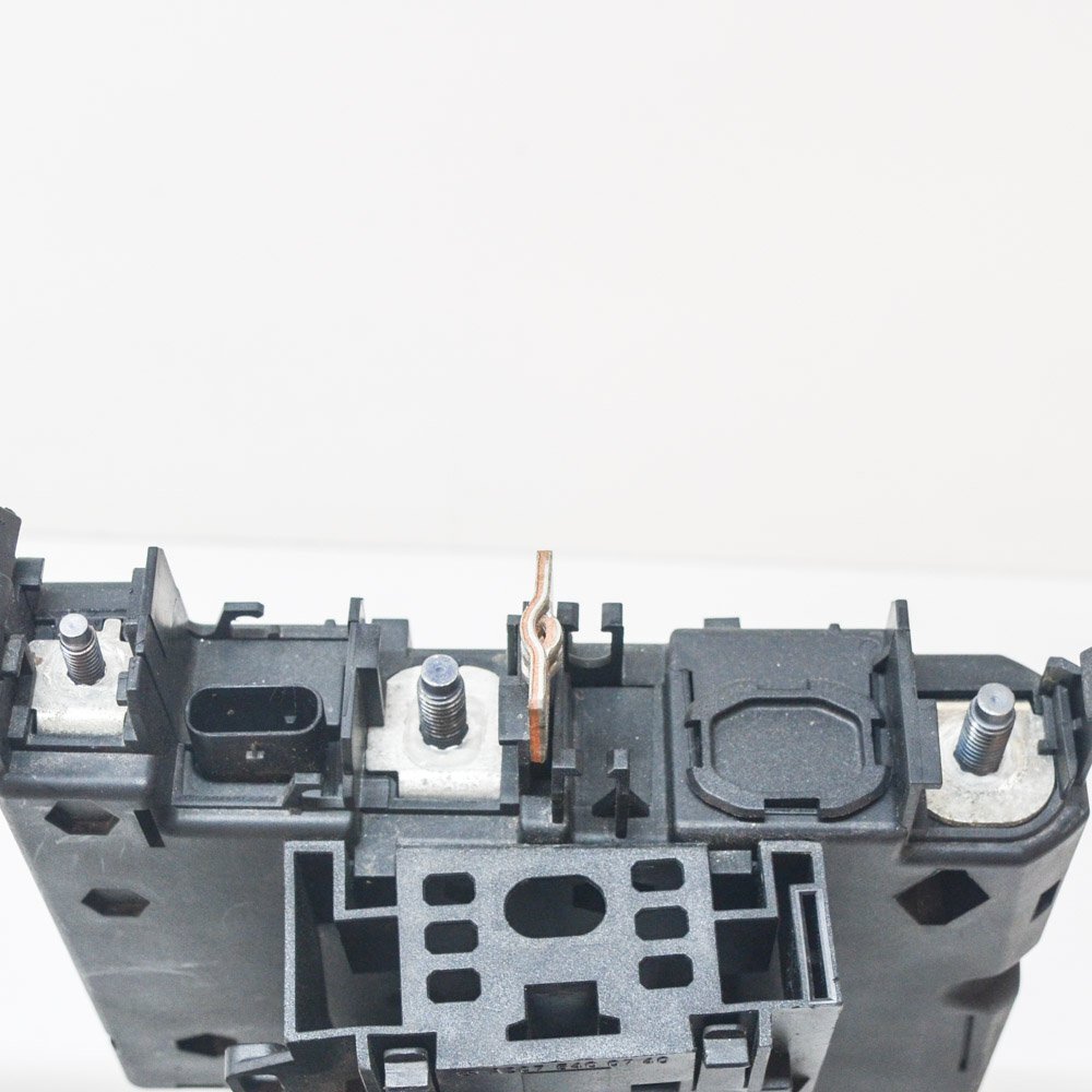 MERCEDES-BENZ E Cabrio A207 220 CDI Scatola relè fusibili anteriore ...