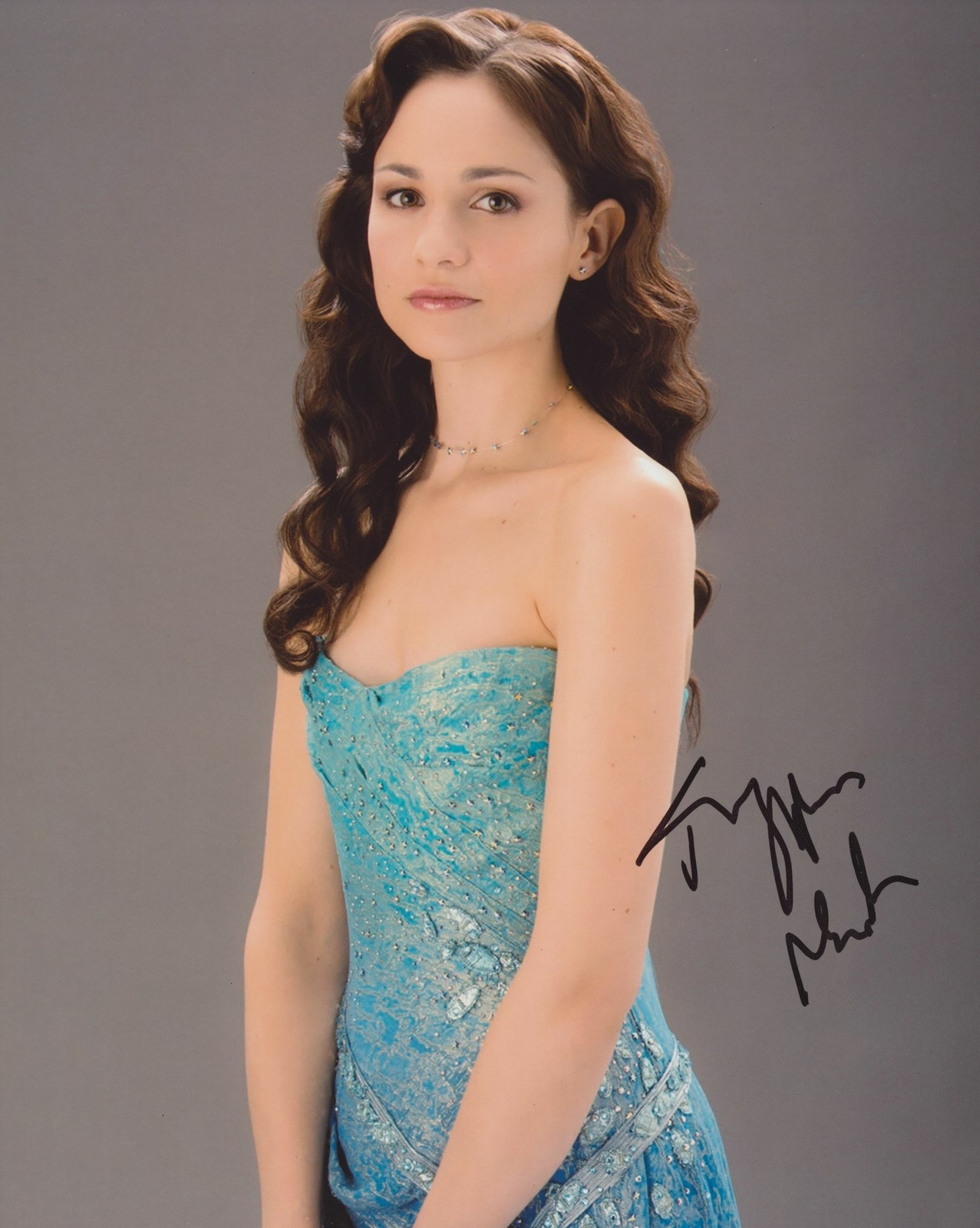 TUPPENCE MIDDLETON SIGNED JUPITER ASCENDING 8X10 PHOTO | eBay