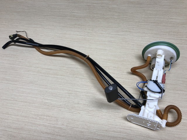 Gas Fuel Pump & Sender 16117212587 BMW X5 X6 M 50iX E70 E71 F15 F16 ...