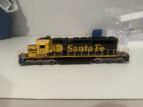 Athearn RTR BNSF Bluebonnet Patched SD40-2 1611 DCC Weathered | eBay
