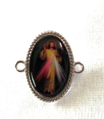 DIVINE MERCY PIN Sacred Heart of Jesus Lapel Badge Catholic brooch NICE ...