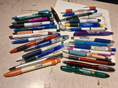 Vintage 29pc Lot Pharmacy Drug Rep Advertising Pens Lunesta Aceon ...