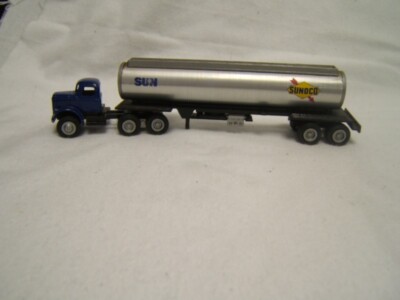 Winross Sunoco SUN White 9000 Tractor Make Silver Fuel Tanker VGC 1983 ...