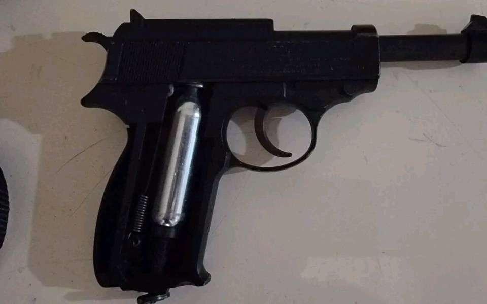 Discontinued Crosman Z77 UZI style .177 CO2 BB Gun + P338 Pistol Parts ...