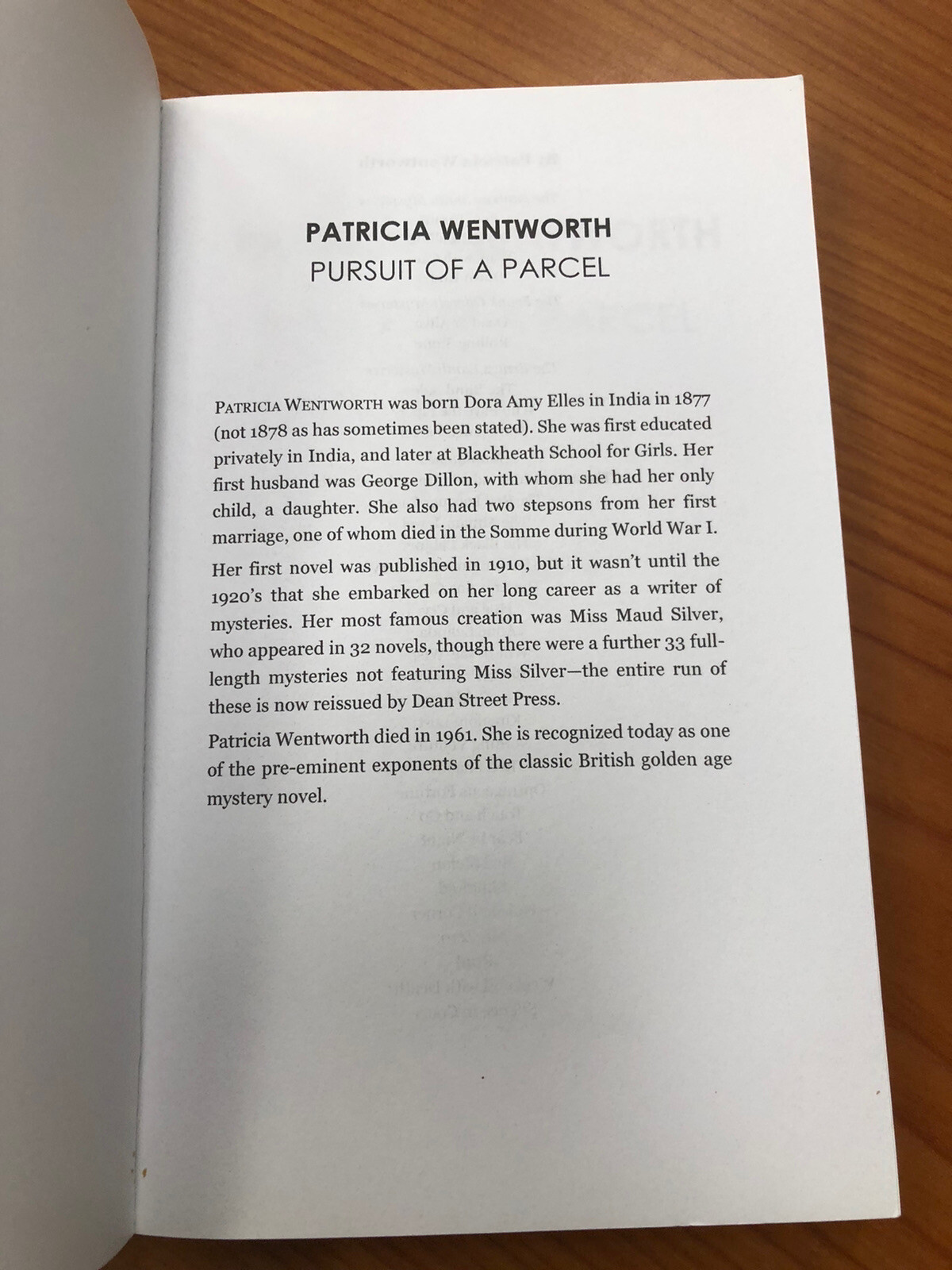 Pursuit Of A Parcel An Ernest Lamb Mystery by Patricia Wentworth ...