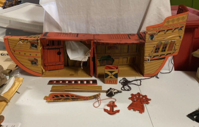 1973 MATCHBOX "Fighting Furies Pirate Ship" & Accessories LESNEY not ...