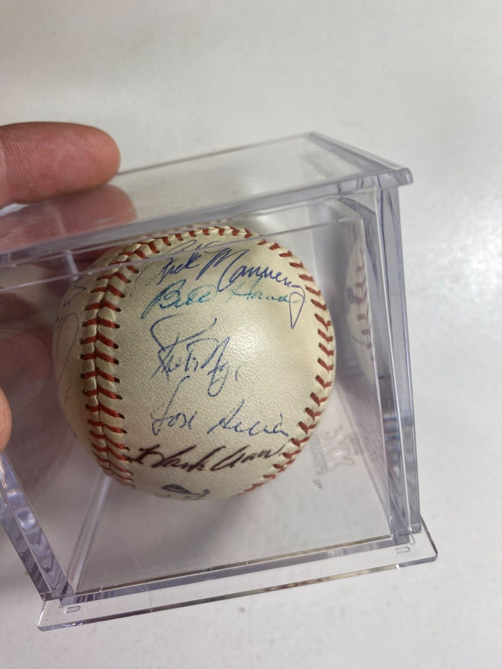 Vintage MLB Autograph Signed Baseball W/ 16 Autos Hank Aaron | eBay