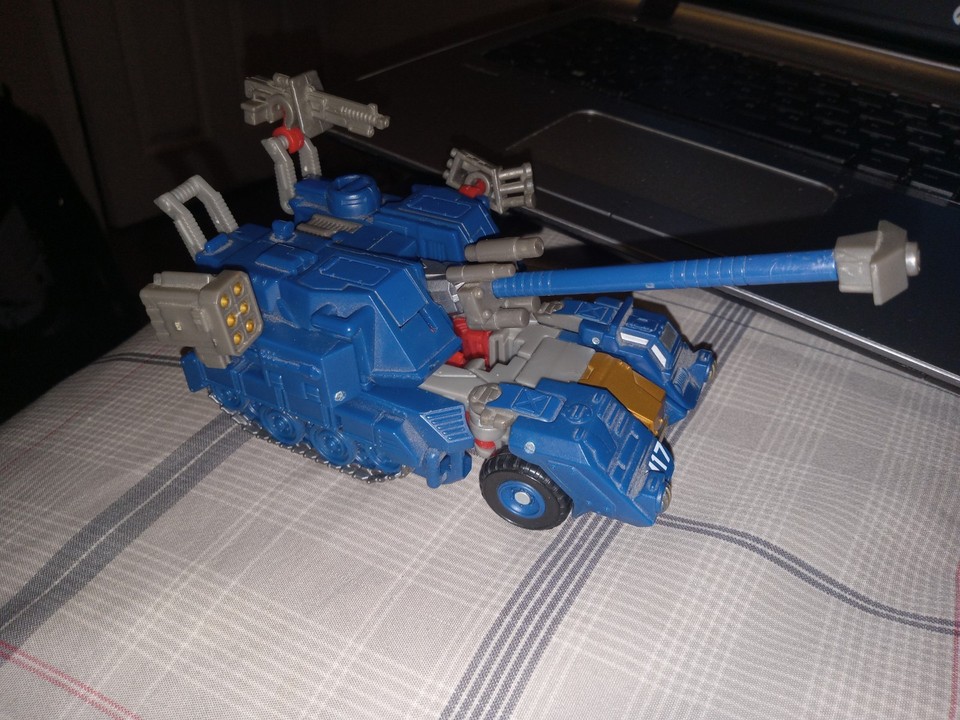 Transformers Generations Darkmount/ Straxus 2010 Deluxe Complete | eBay