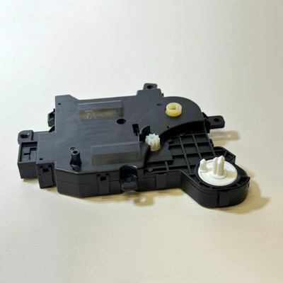 HVAC Air Inlet Door Actuator 87106-47180 For Corolla Prius Toyota Camry ...