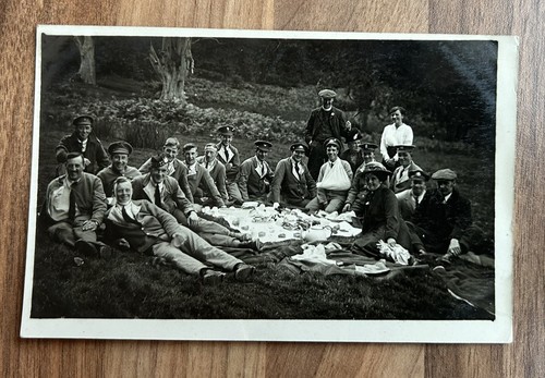 WW1 Photo Postcard. Wounded Soldiers. Picnic. Knighton, Powys 1917 | eBay