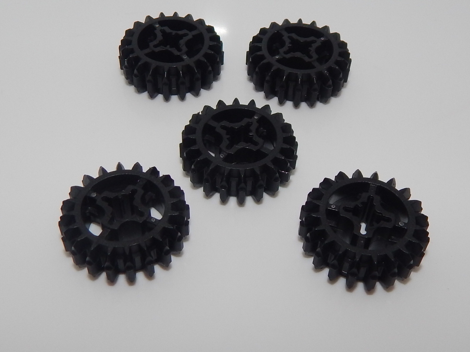 Lego Lot Of 5 Black Technic, Gear 20 Tooth Double Bevel New | eBay
