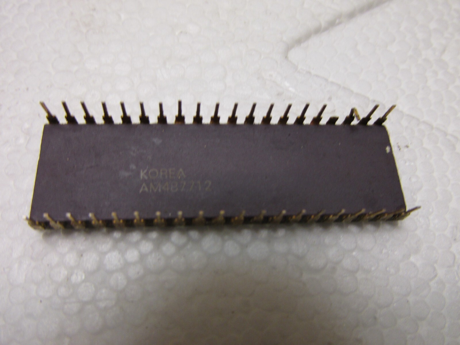 x Vintage Rare MOS 6567R56A for collectors only. not tested see photos ...