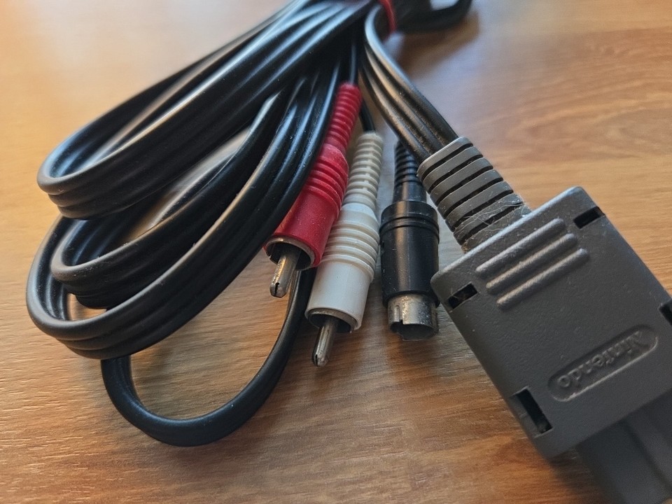 Nintendo S-Video Cable SHVC-009 N64 SNES Super Famicom GameCube Genuine ...