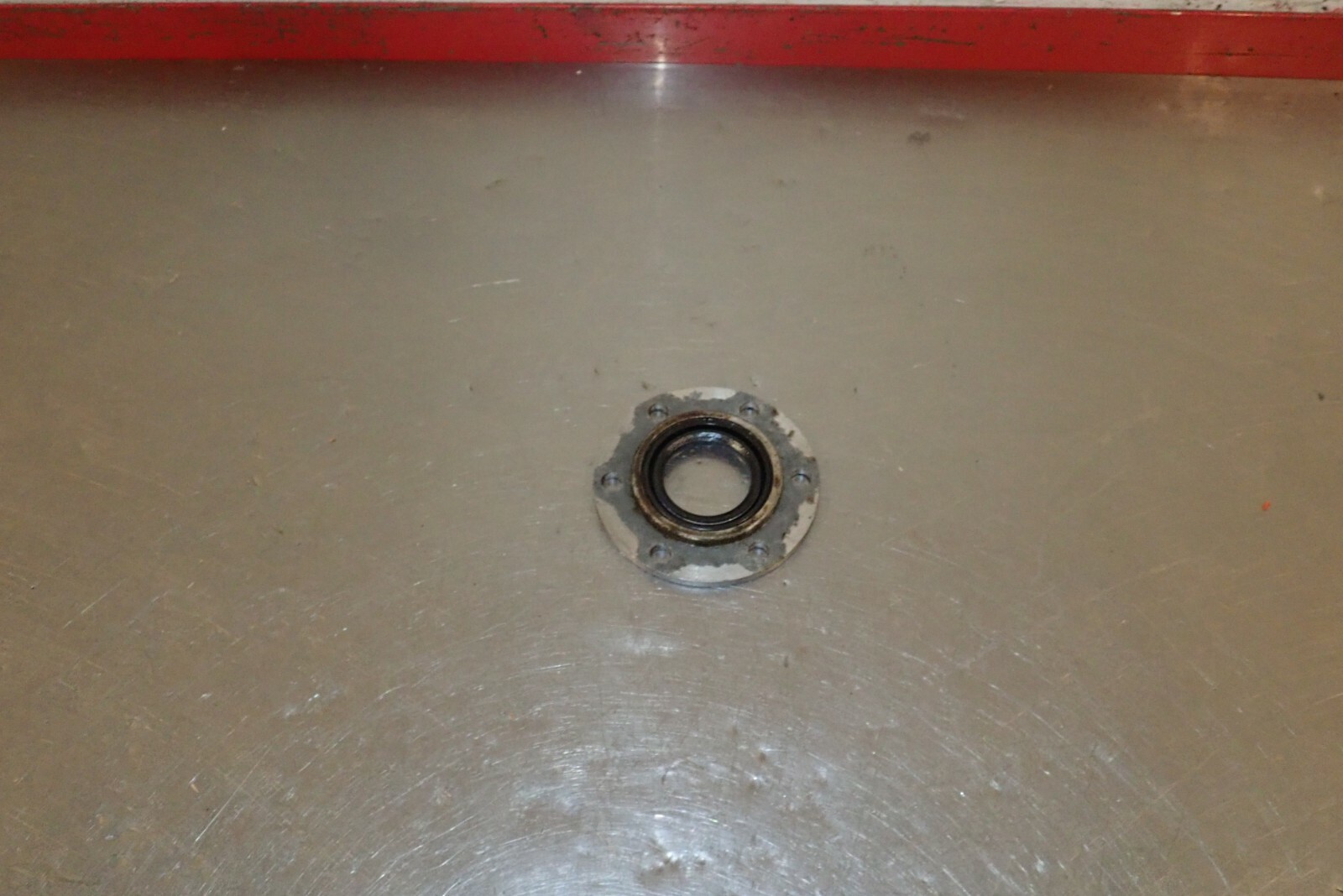 BULTACO MATADOR MK3 250 MODEL 26 ENGINE BEARING RETAINER HOLDER SEAL | eBay