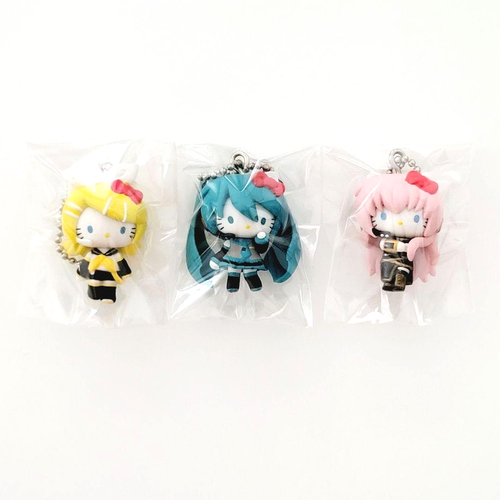Hello Kitty x Hatsune Miku & Megurine Ruka Kagamine Rin Set Keychain ...