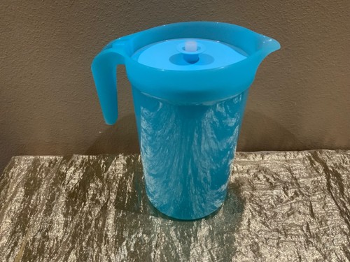 New Tupperware Beautiful Jumbo Infuser Pitcher 1 Gallon Bright Aqua ...