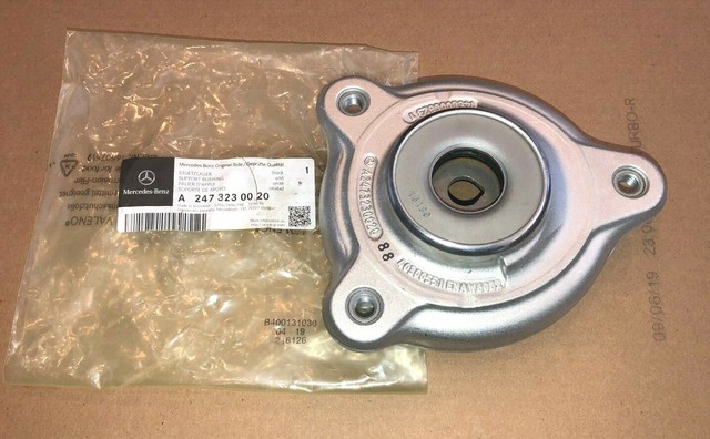 BRAND NEW - 2019 2020 MERCEDES A220 Support Bushing, 2473230020 ...
