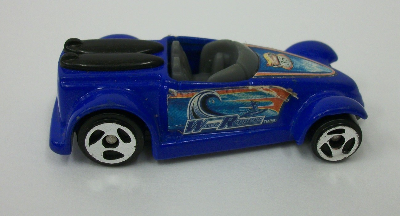 2003 Hot Wheels Wave Rippers Highway 35 Car | eBay