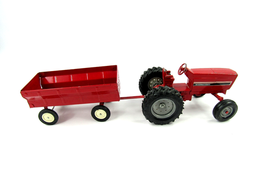 VTG Ertl International Farm Tractor Pull Behind Hay Wagon Cart Red ...