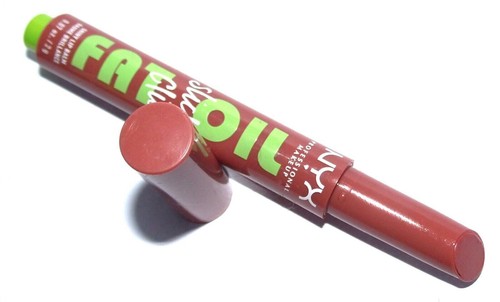 NYX Fat Oil Stick Click SHiny Lip Balm 04 devient viral | eBay
