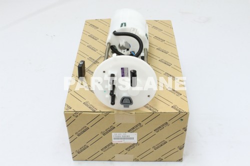 Toyota Land Cruiser URJ200 OEM Fuel Suction W/ Pump & Gage Tube 77020 ...