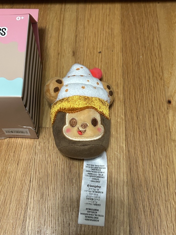 2023 Disney Munchlings Classic Coupling Plush Mickey Mouse Iced Cookie ...