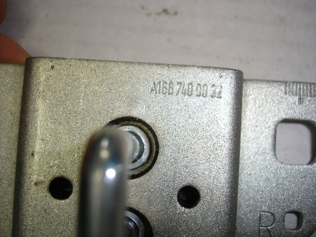 2016 MERCEDES BENZ GLE 550e Hybrid W166 Trunk Lock Catch OEM ...