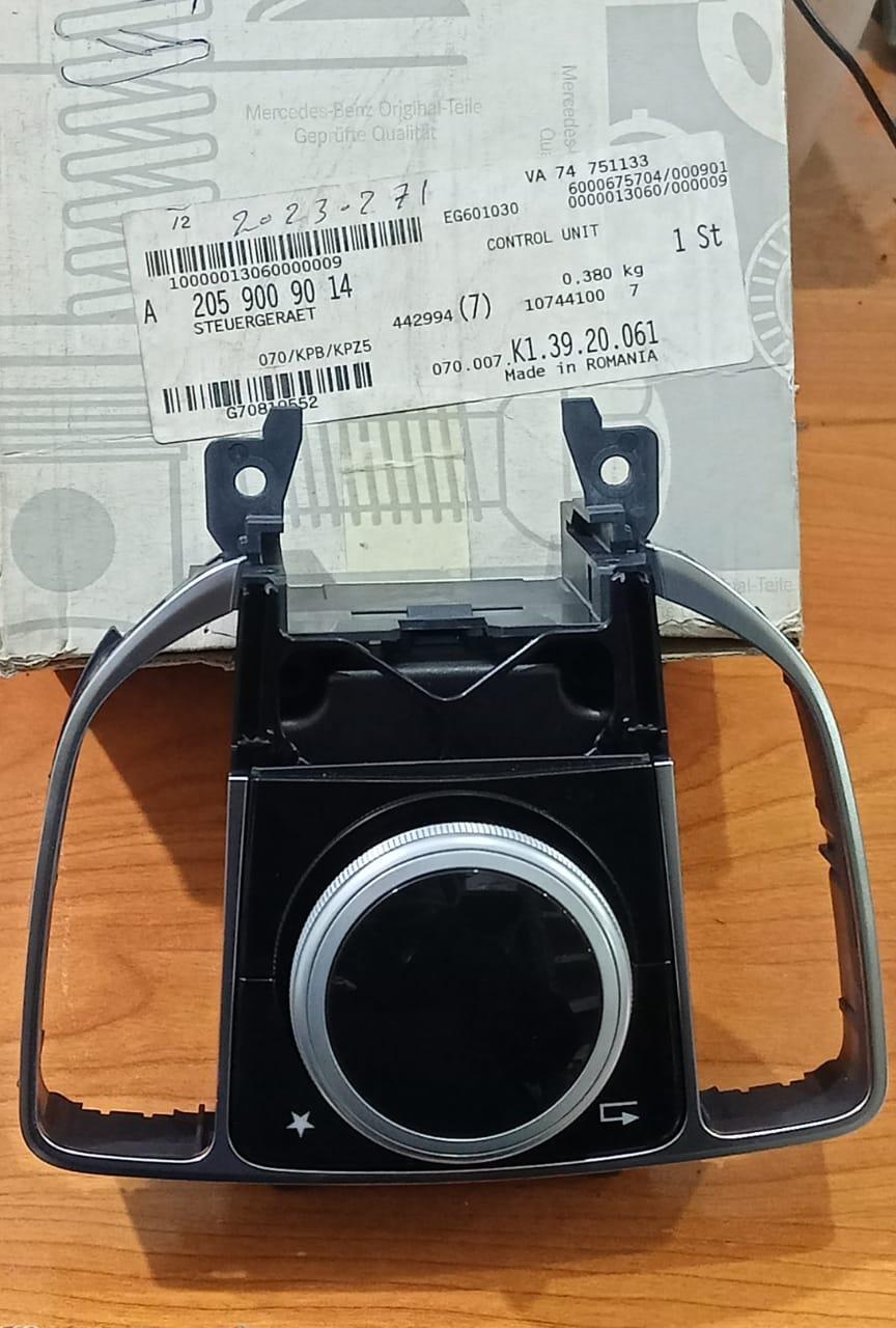 Mercedes Benz Center Console N A VI Controller Unit A 2059009014 | eBay