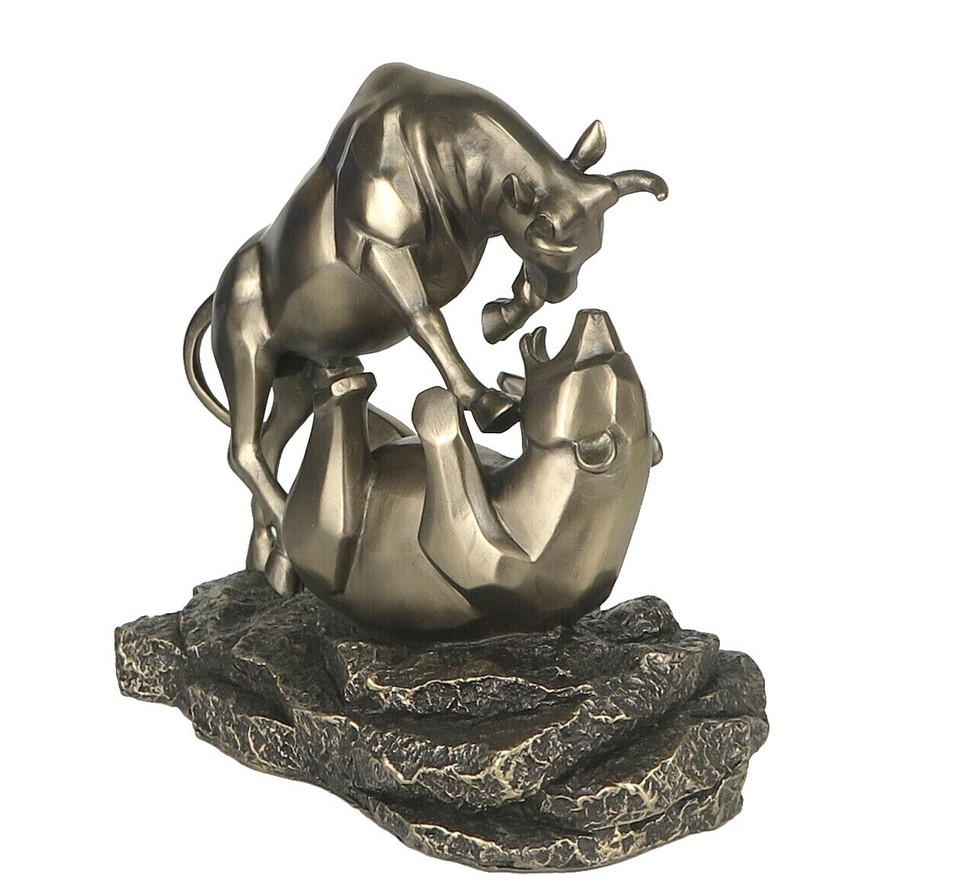 Wall Street Bull Bear Fight Stock Market Bronze Figurine 7"L New in Box ...