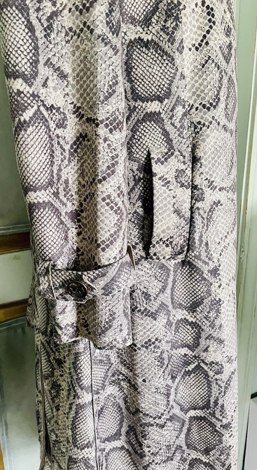 New Gray Snakeskin Pattern Coat Size M/L | eBay