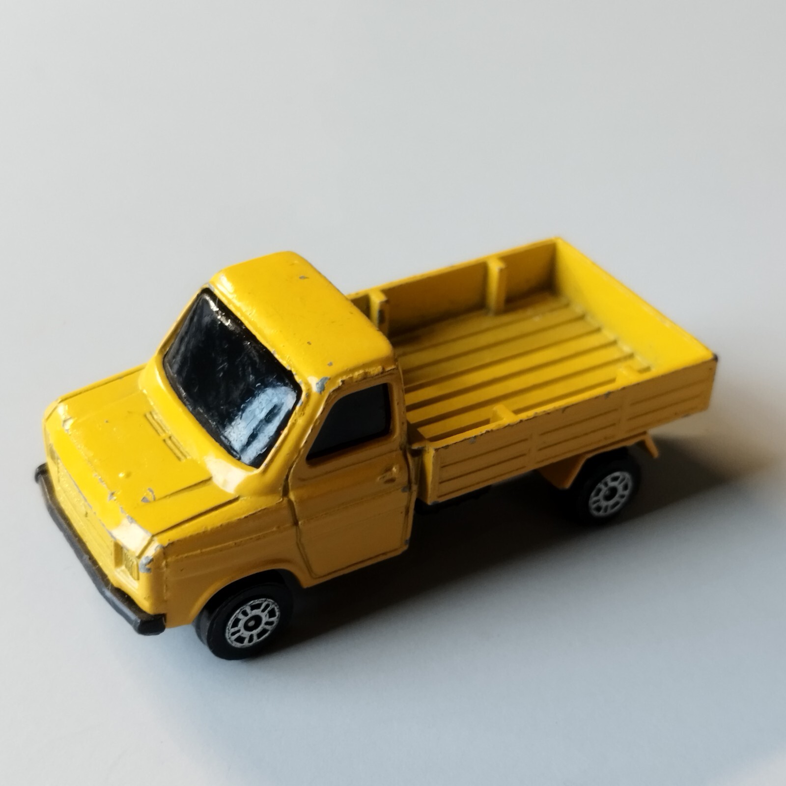 Vintage model toy.Ford Transit. Made in Great Britain. Scale 1:64 | eBay