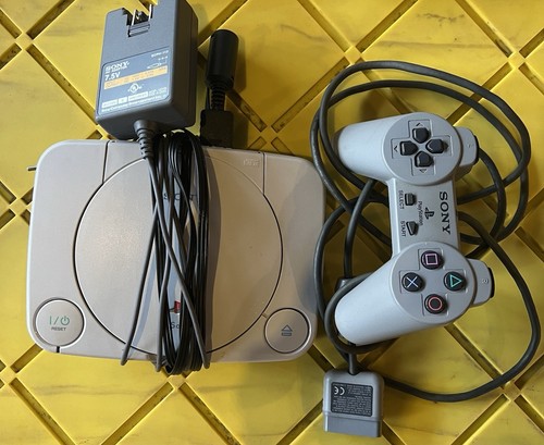 Sony PSOne Console SCPH-101 PS1 Playstation 1 Slim Bundle - Tested ...