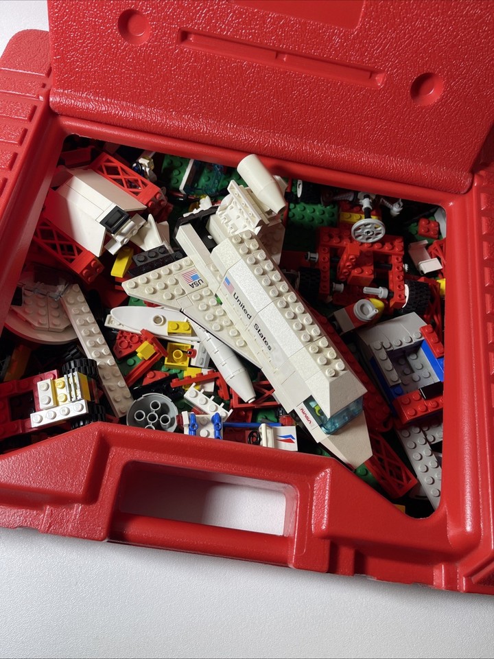 VINTAGE 1985 LEGO RED HARD SHELL PLASTIC CARRYING CASE W/ Some Legos | eBay