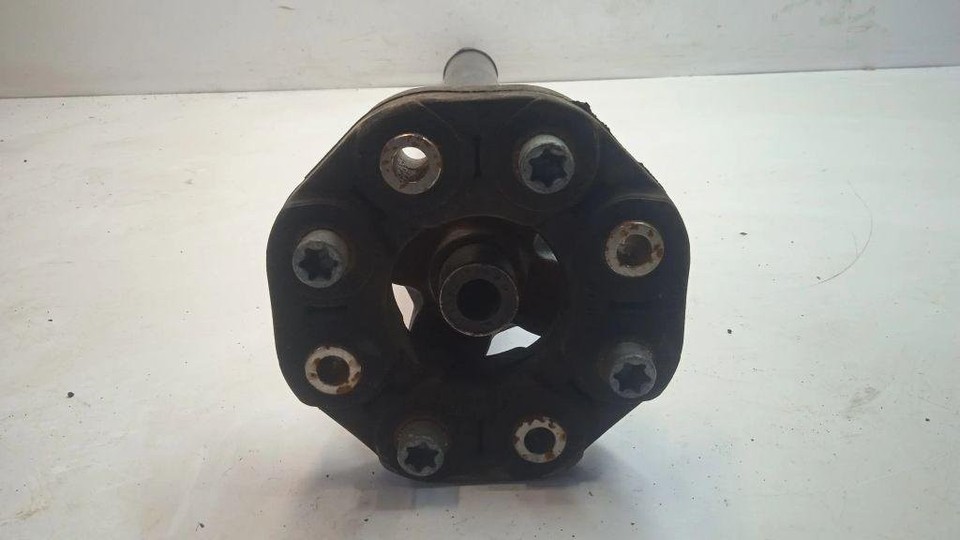 MERCEDES-BENZ C W205 Kardanteil hinten A2054106102 2.20 Diesel 2017 ...