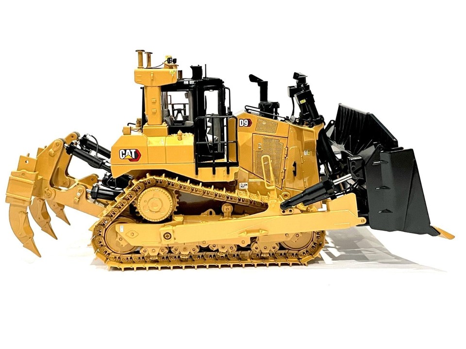 Caterpillar Cat D9 Dozer U-Blade Multi-Shank Ripper - CCM 1:24 Scale ...