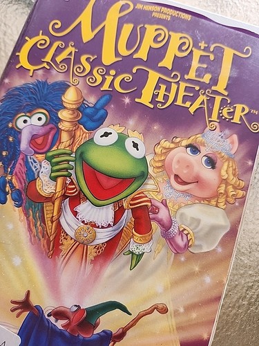 Kermit Piggy Jim Henson MUPPETS CLASSIC THEATER Gonzo Fozzie VHS CLAM ...