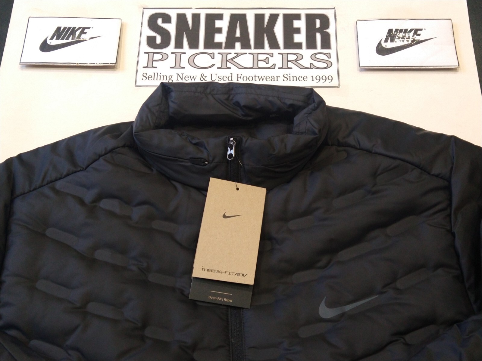 Nike Mens Therma-FIT ADV Repel Down Running Jacket - FB7556 010 - Black ...