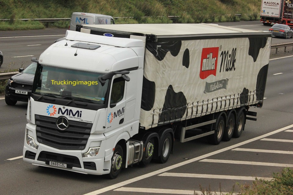 TRUCKINGIMAGES TRUCK PHOTOS - MILK TPT MULLER WISEMAN MMID TRUCKS - 250 ...