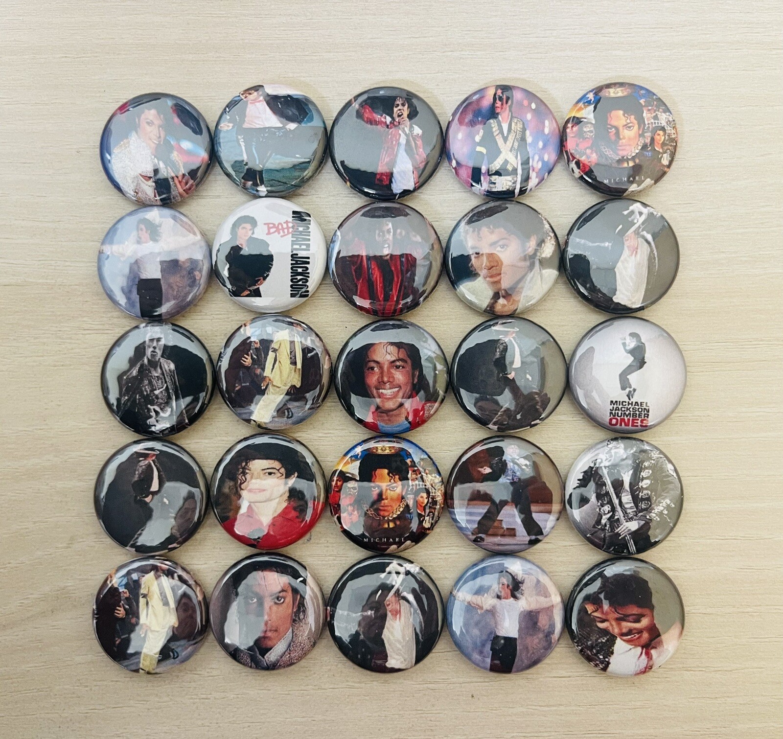 Michael Jackson button pins. Lot of 25. 1" inch buttons A+Seller. | eBay