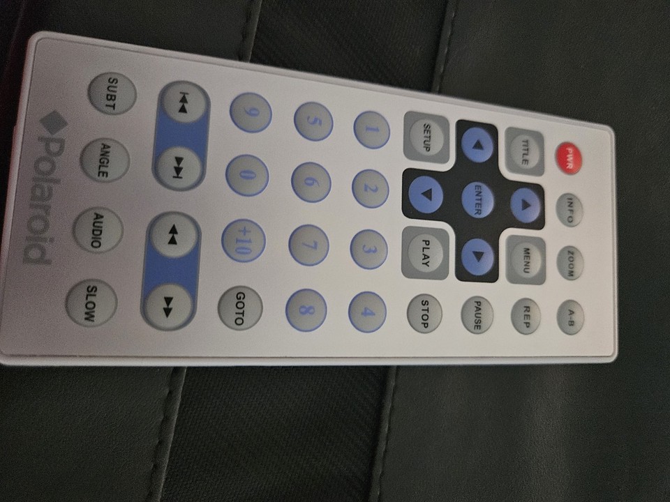 Polaroid PDV-0821T 8" Silver Portable DVD Player Car Widescreen Movies ...