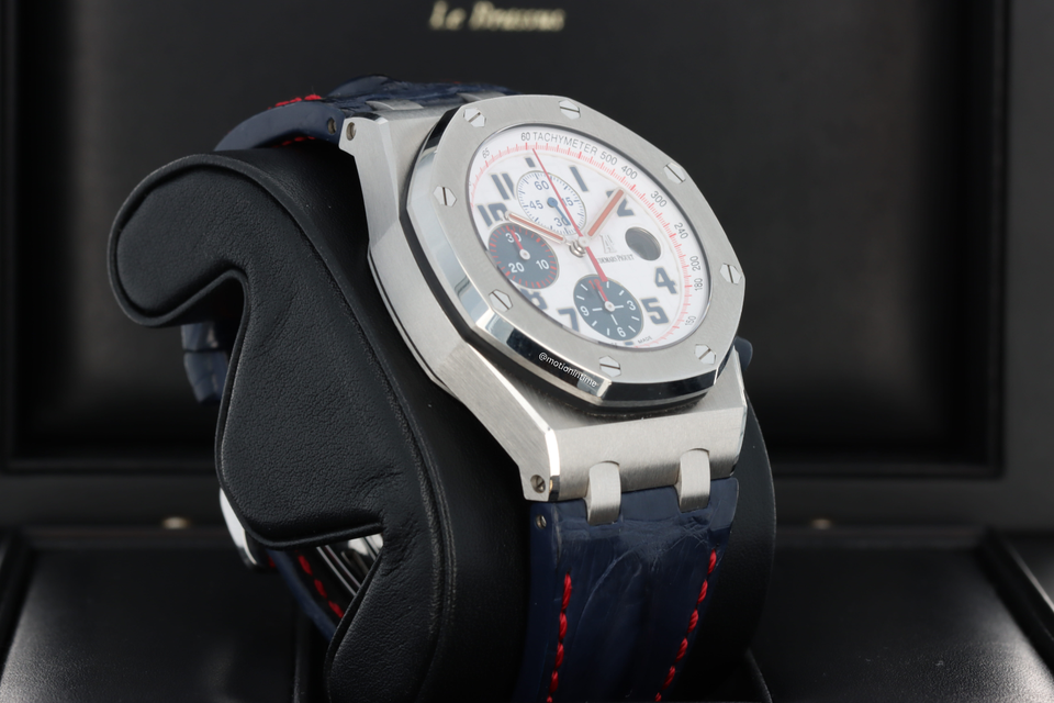 AP Royal Oak Offshore Chronograph Tour Auto Limited Edition 26208ST.OO ...