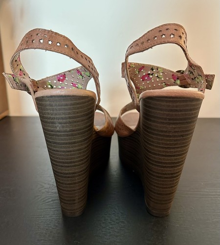 Betsy Johnson Shoes Calico Wedge Heel Sandals Sz 8.5 Platforms | eBay