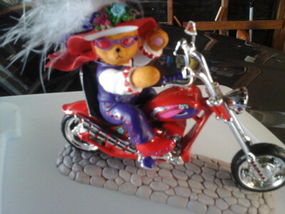 "Riding With Hattitude" Red Hot Mamas Collection Figurine | eBay