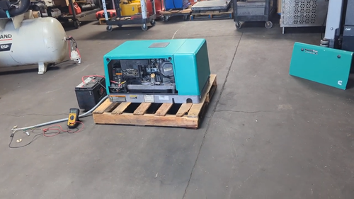 Cummins Onan 7000 Watt Commercial QG RV Generator 7kW Gasoline 120V AC ...