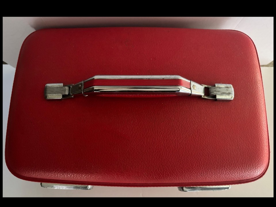 Vintage American Tourister Red Makeup "Tiara" Luggage Train Case w/Tray ...