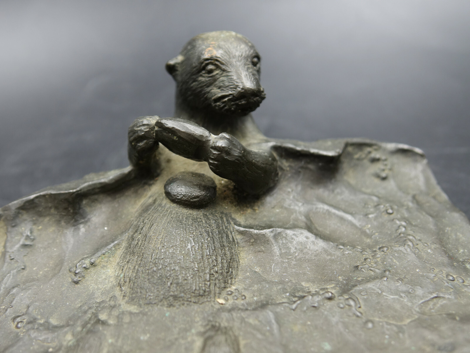 Original Chinese Otter Bronze Sculpture Signed by Wah Ming Chang in ...