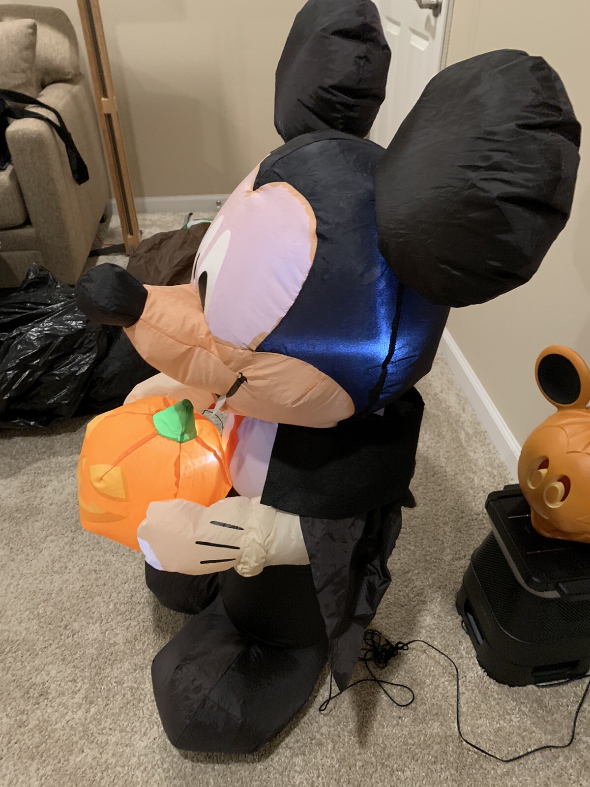 3 1/2 foot lighted Halloween Blow-up Mickey Mouse with fangs | eBay