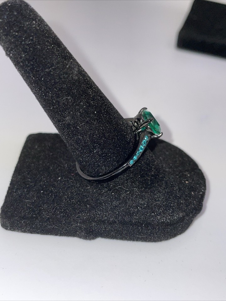 TK316 Ring Green Stone With Black Band And Skull Design | eBay