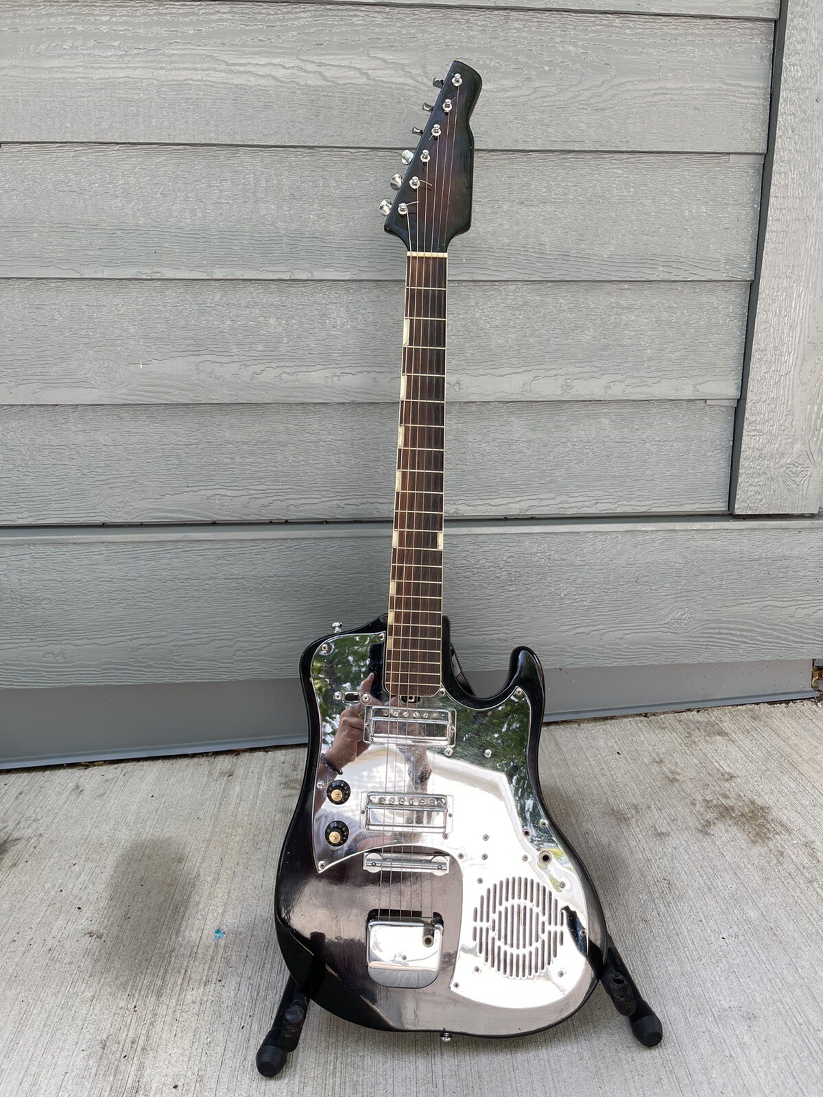 Rare Vintage 1960’s Speaker Built Into Electric Guitar- Teisco? | eBay