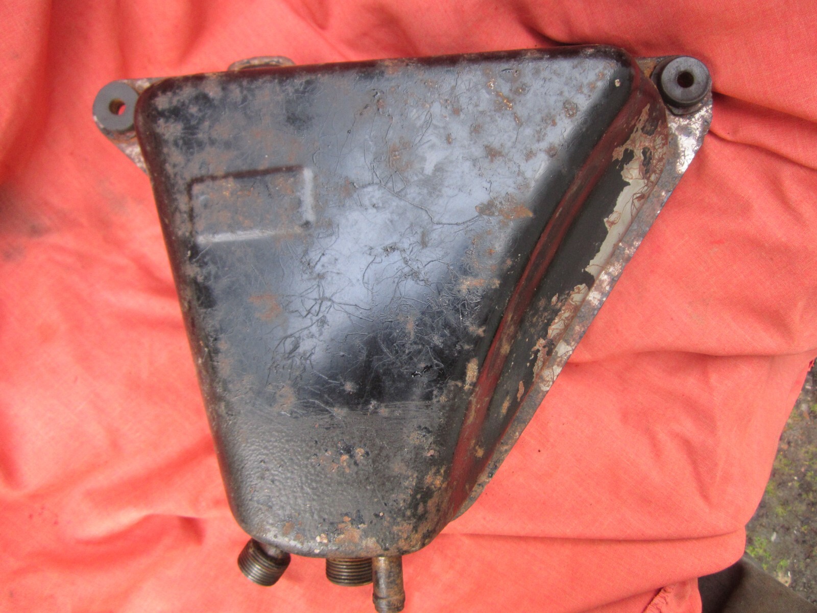 CLASSIC HONDA CB 750 F1 OIL TANK | eBay UK